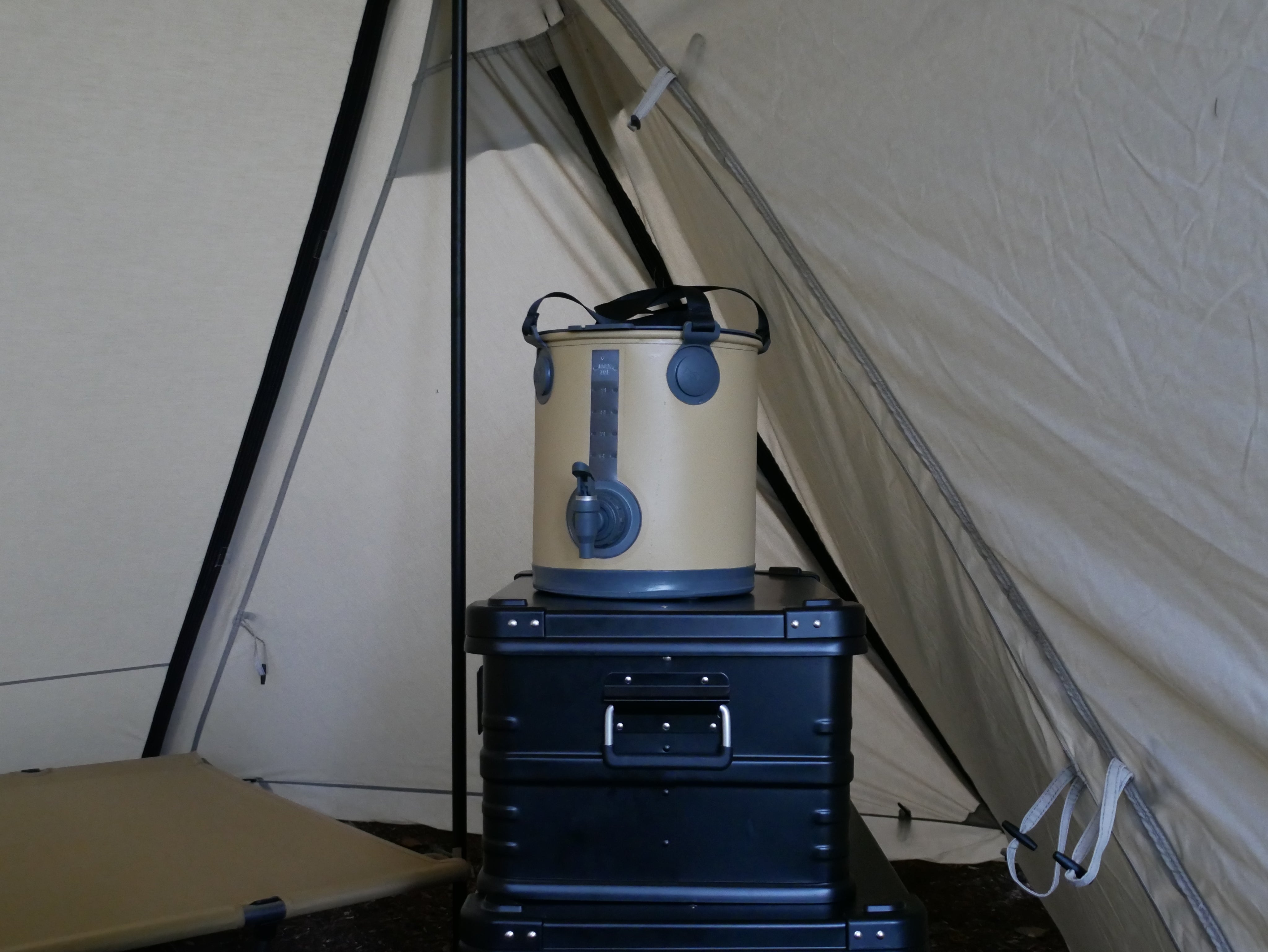 FUTURE FOX ウォータージャグ 10L 折りたたみ式 – FUTURE FOX-OUTDOOR