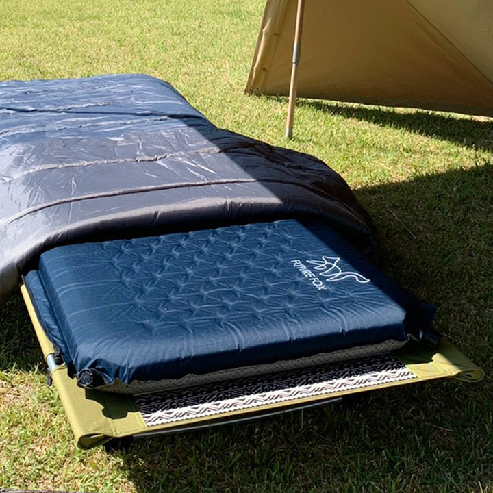 SLEEPING – FUTURE FOX-OUTDOOR